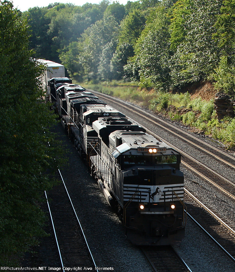 NS 2649 east at Mile 249 Pittsburgh Line